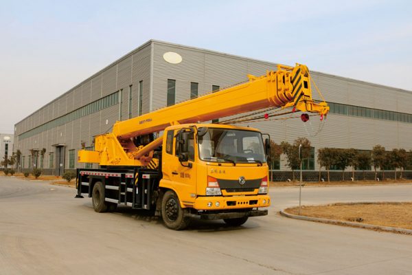 16 Tons Truck Crane – Henan Liyue Machinery Equipment Co., Ltd.